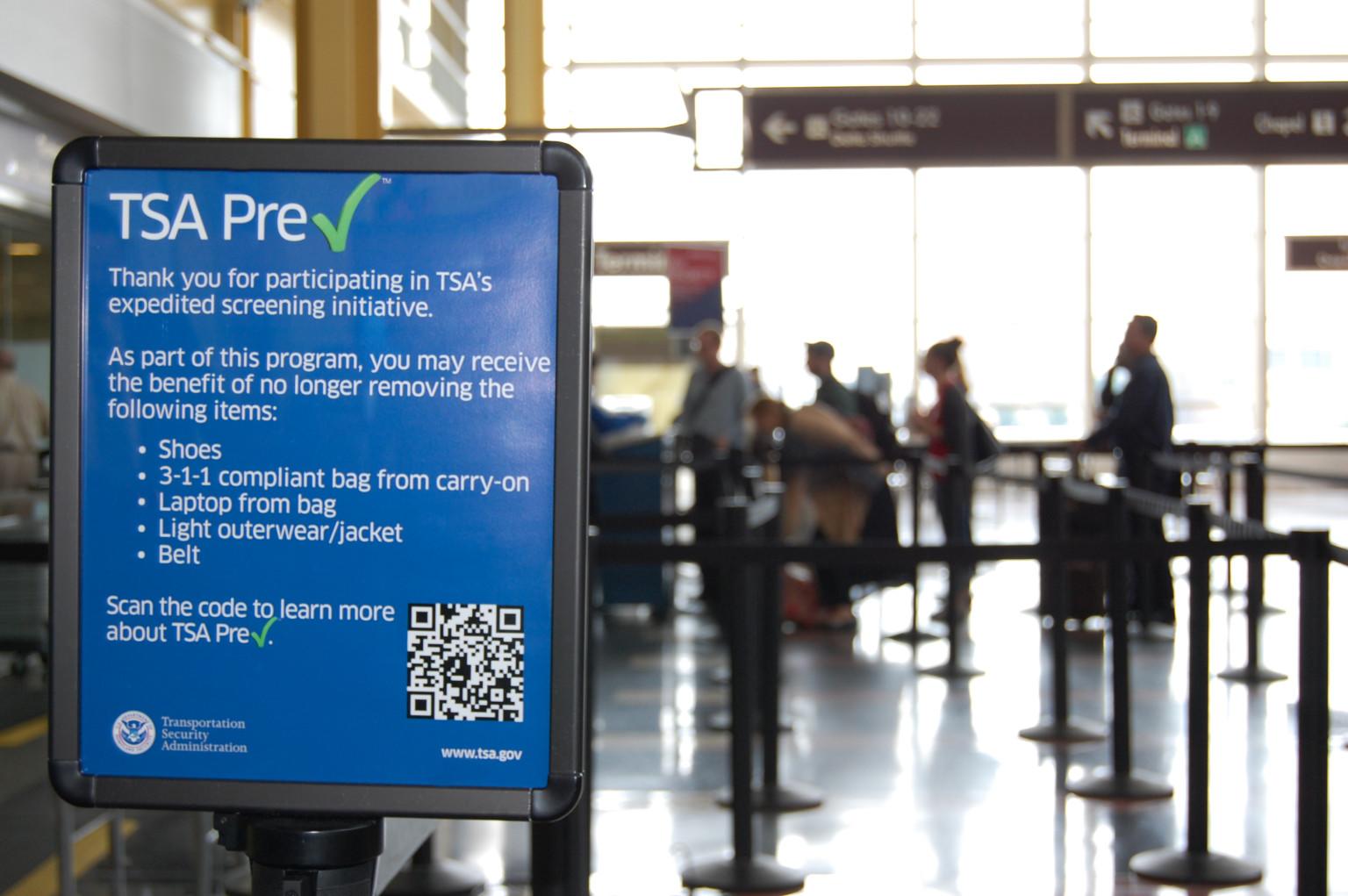 Credit Cards That Give You Global Entry and TSA PreCheck for Free